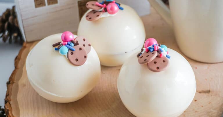 Cookie Butter Hot Cocoa Bombs Recipe + VIDEO - Nerdy Mamma