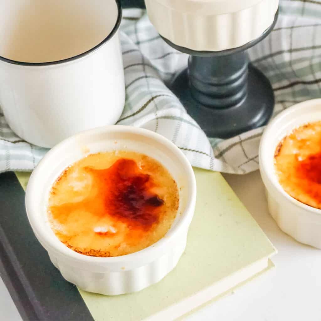Fast, Easy, & Simple Creme Brulee Recipe - Nerdy Mamma