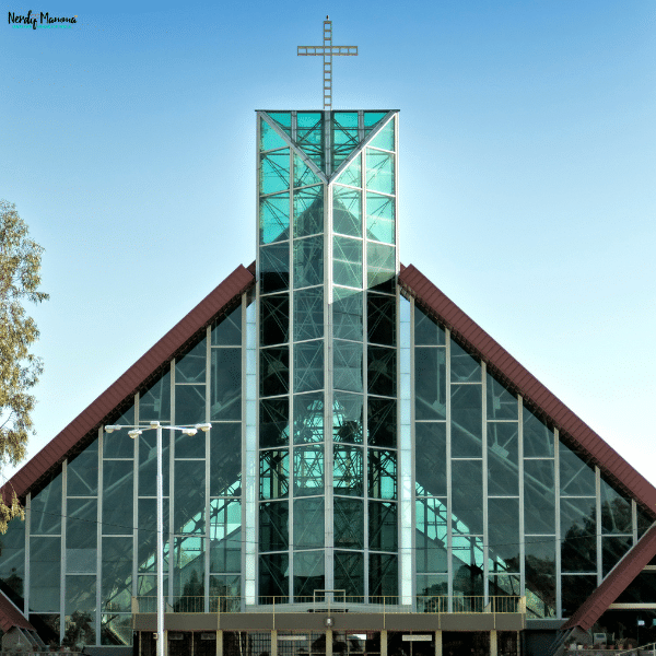 7 Things to Expect When Visiting a Modern Church for the First Time ...